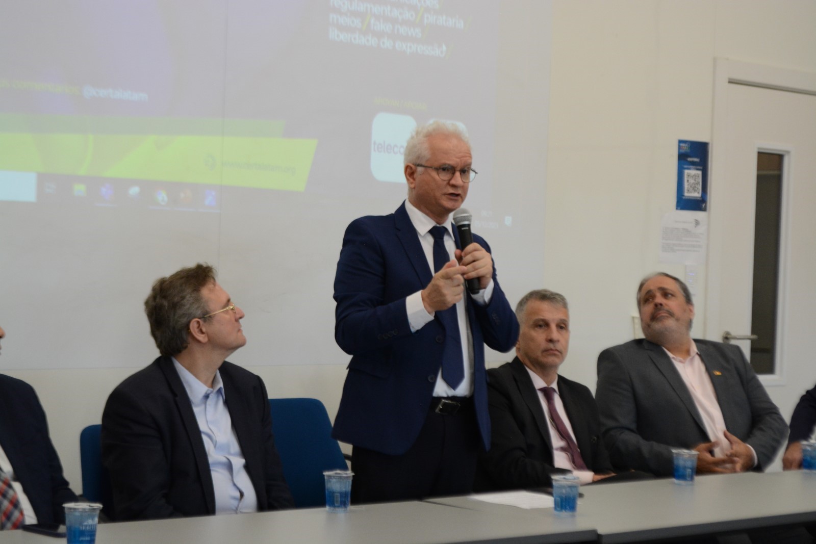 Conferência 2023 do Certal discute a relação entre democracia e redes ...